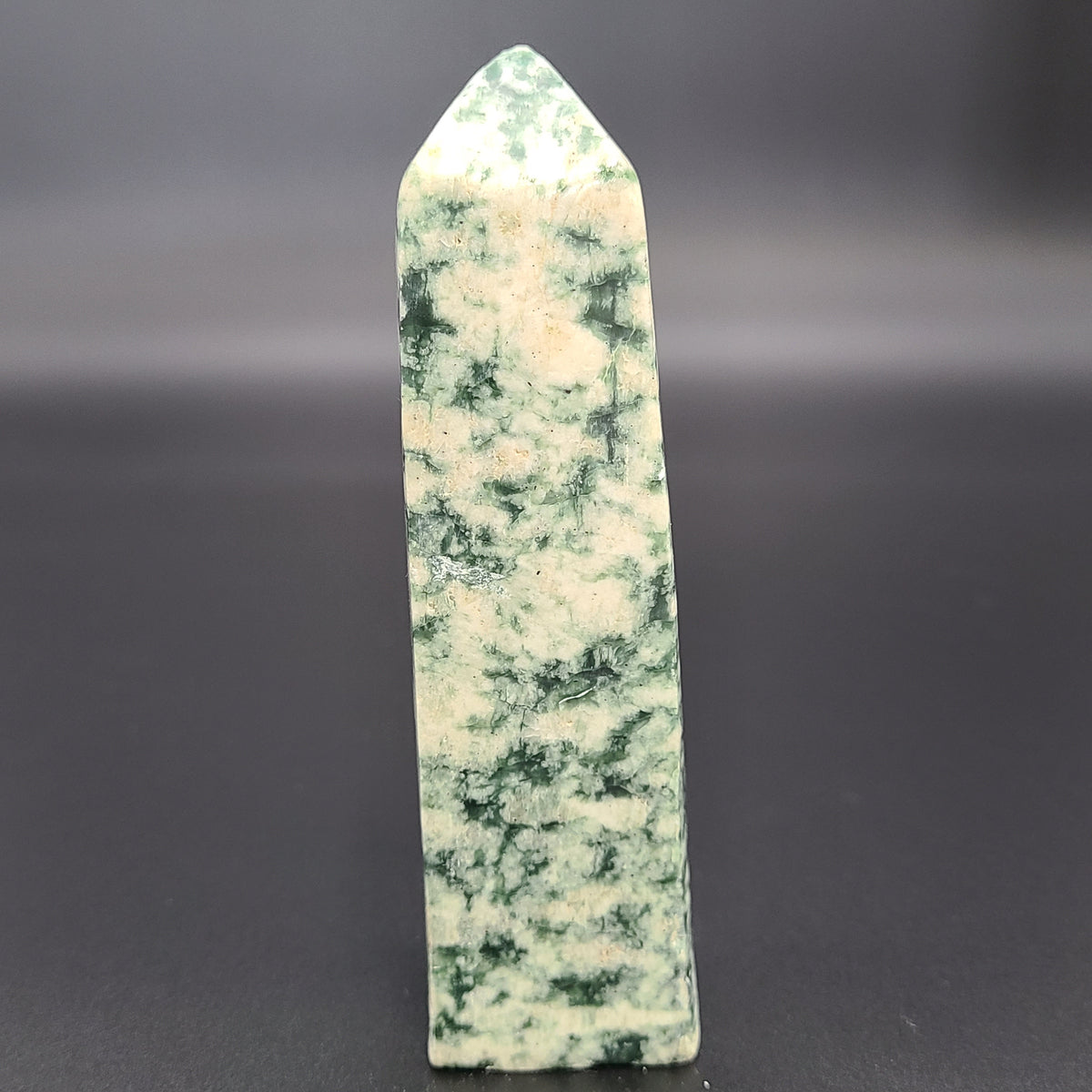 Moss Agate Tower – Artworks of Nature